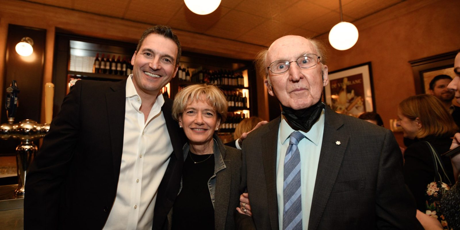 A not-so-solemn goodbye to Solomon: politicos flock to farewell shindig ...