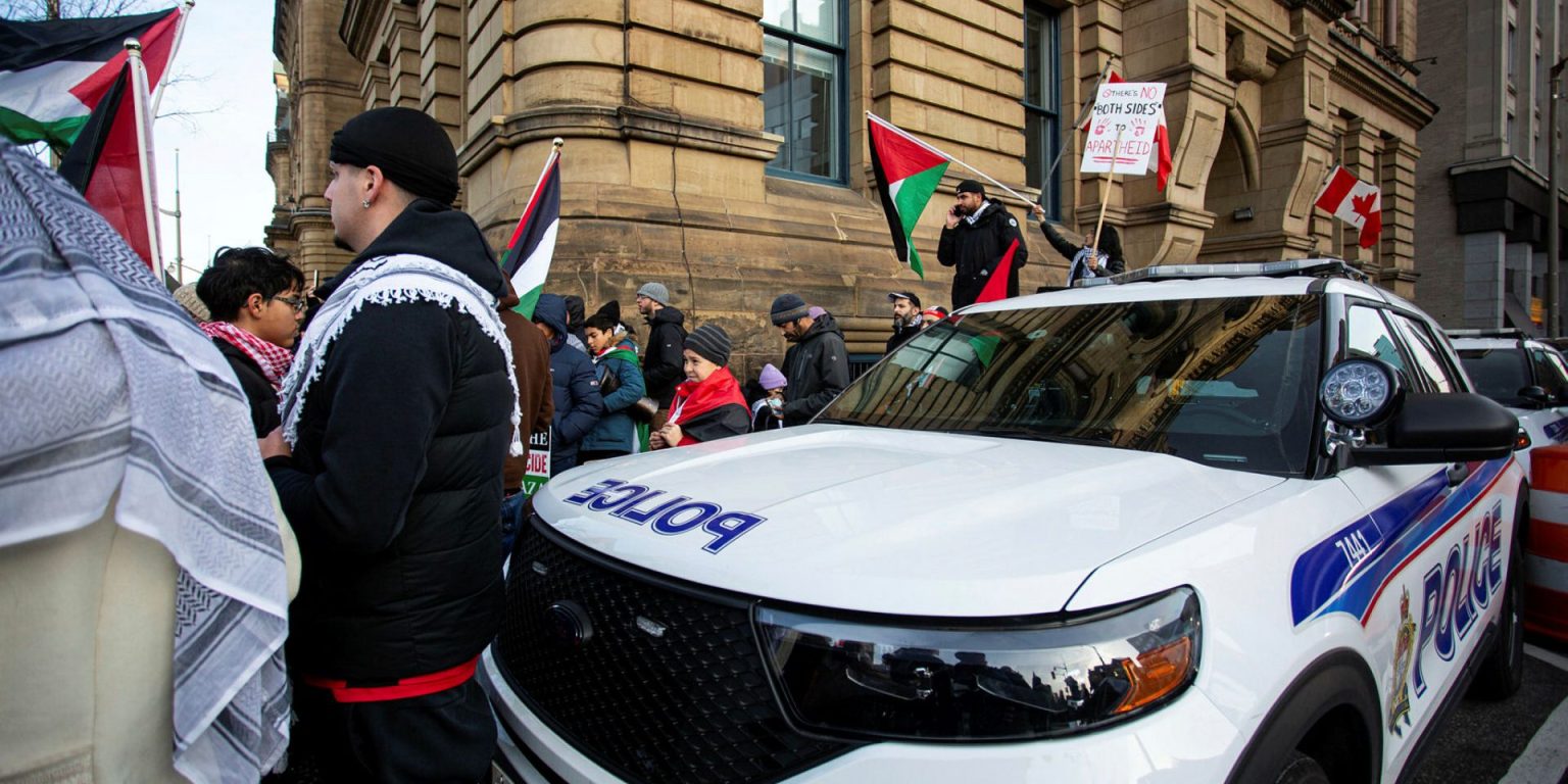 Canadian police muzzle advocates for peace - The Hill Times