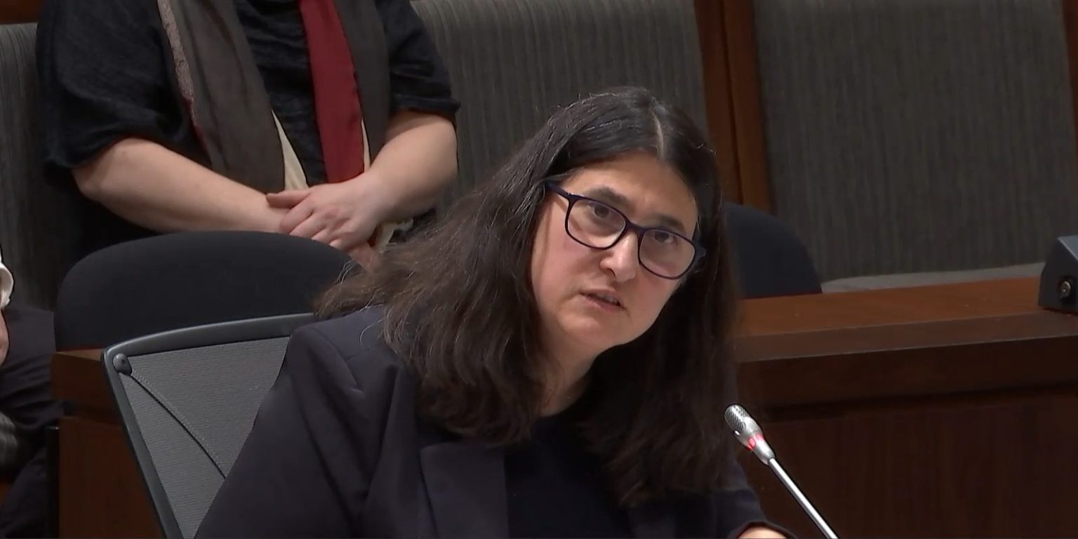 PSPC deputy minister challenges the procurement watchdog’s 'favouritism ...